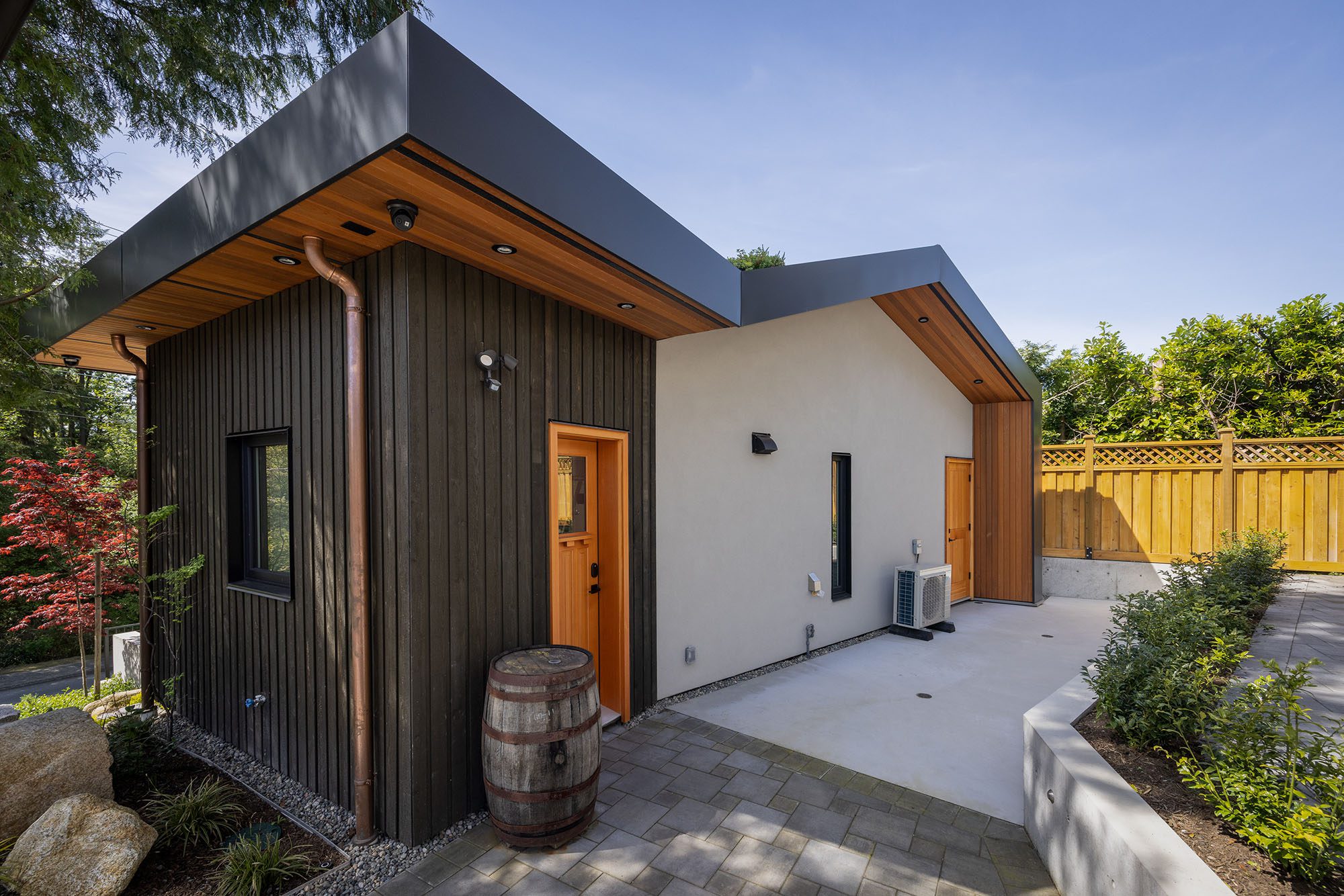 Dollarton Coach House - Synthesis Design